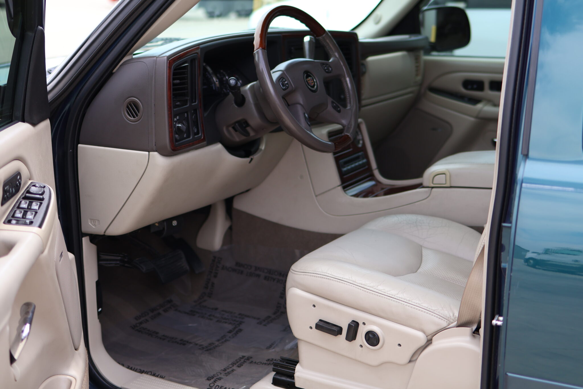 **SOLD****VERY RARE RIPTIDE BLUE* 2006 Cadillac Escalade EXT 6.0L LQ9 ...