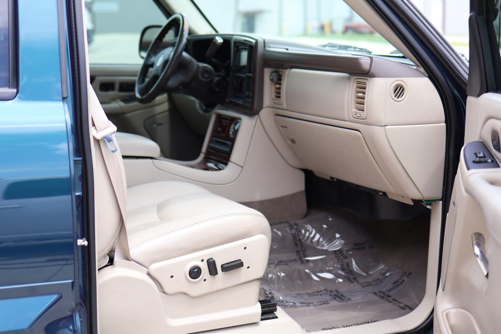 **SOLD****VERY RARE RIPTIDE BLUE* 2006 Cadillac Escalade EXT 6.0L LQ9 ...